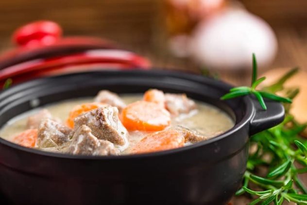 Casserole vs Stew – What’s the Difference? Casserole vs Stew – What’s the Difference?