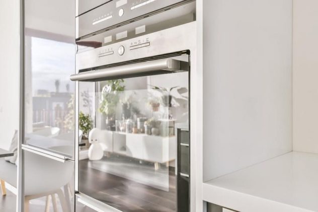 The Best Self-Cleaning Ovens in the UK