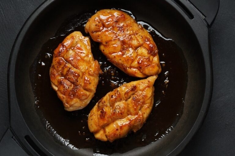 How to Stop Chicken Breast From Drying Out