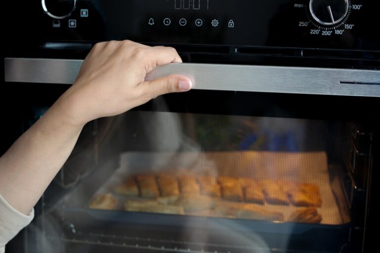 Oven Not Heating Up - Causes and Solutions
