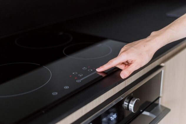 What Does 'F' Mean on an Induction Hob?